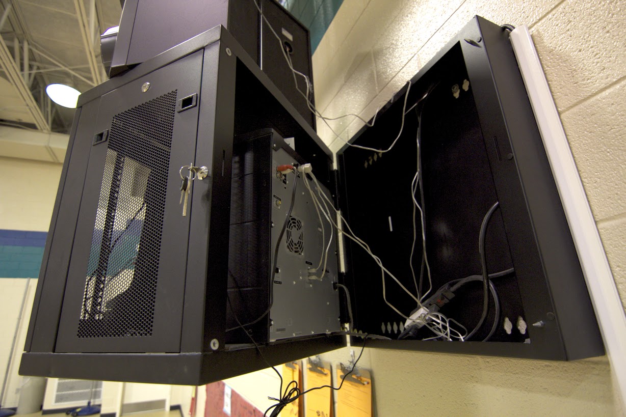 How to setup a stereo sound system in your gym